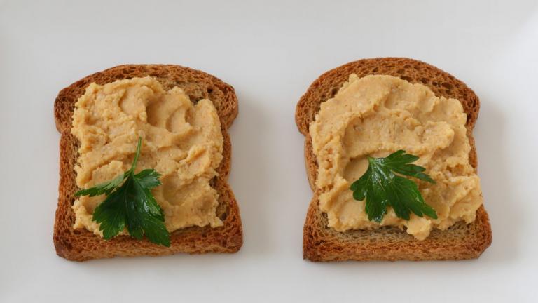 Hvad indeholder mandelessens? | Samvirke