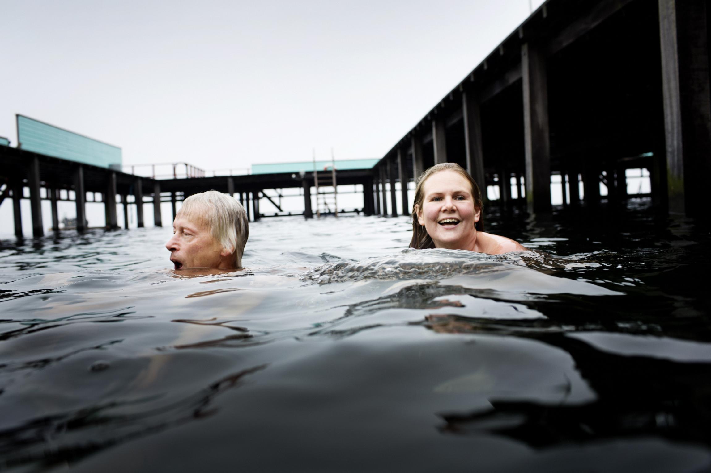 Sådan kommer du i gang med at vinterbade | Samvirke